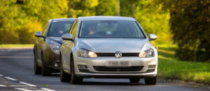 What Is the Safe Distance Between Cars While Driving? - The Auto Palace